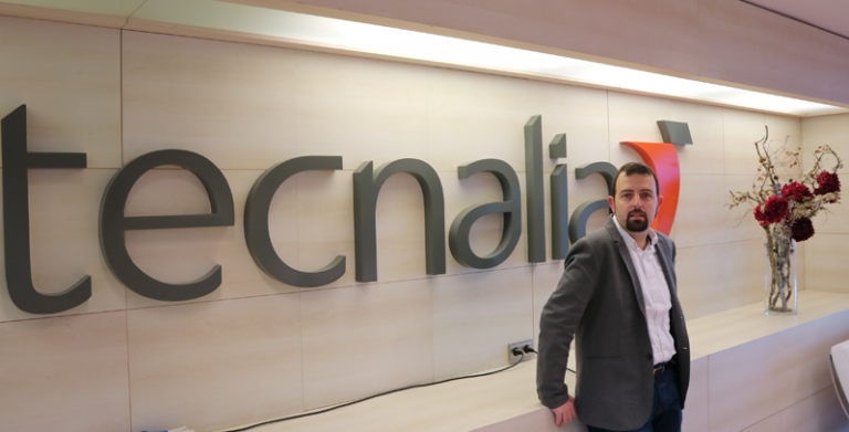 Roberto Garay, Gestor de Proyectos en la División de Construcción ...