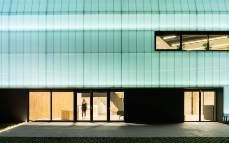 Edificio de oficinas Idai Nature • CONSTRUIBLE