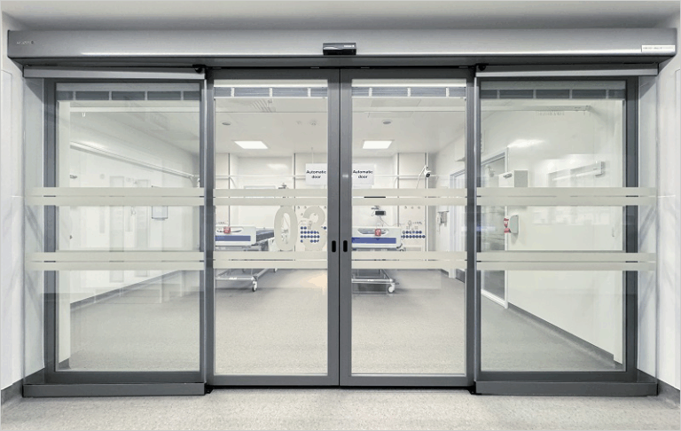 Manusa-puertas-automáticas-salubridad • CONSTRUIBLE